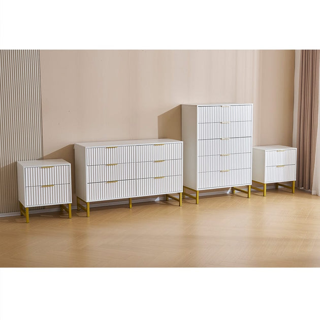 Mercury Ridged 4 Piece Bedroom Set With Chest And Bedside Tables